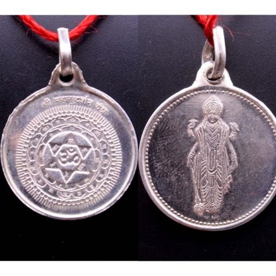 Vishnu Yantra Silver Locket 5 Grams - Etsy