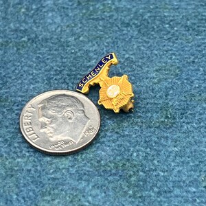 Schenley 30 Loyalty Pin - Etsy