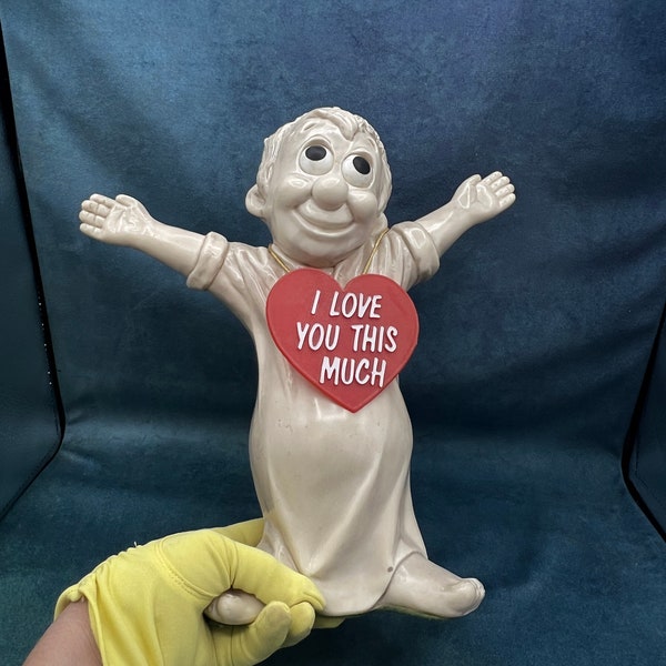 I Love You This Much 70s Statue - Etsy