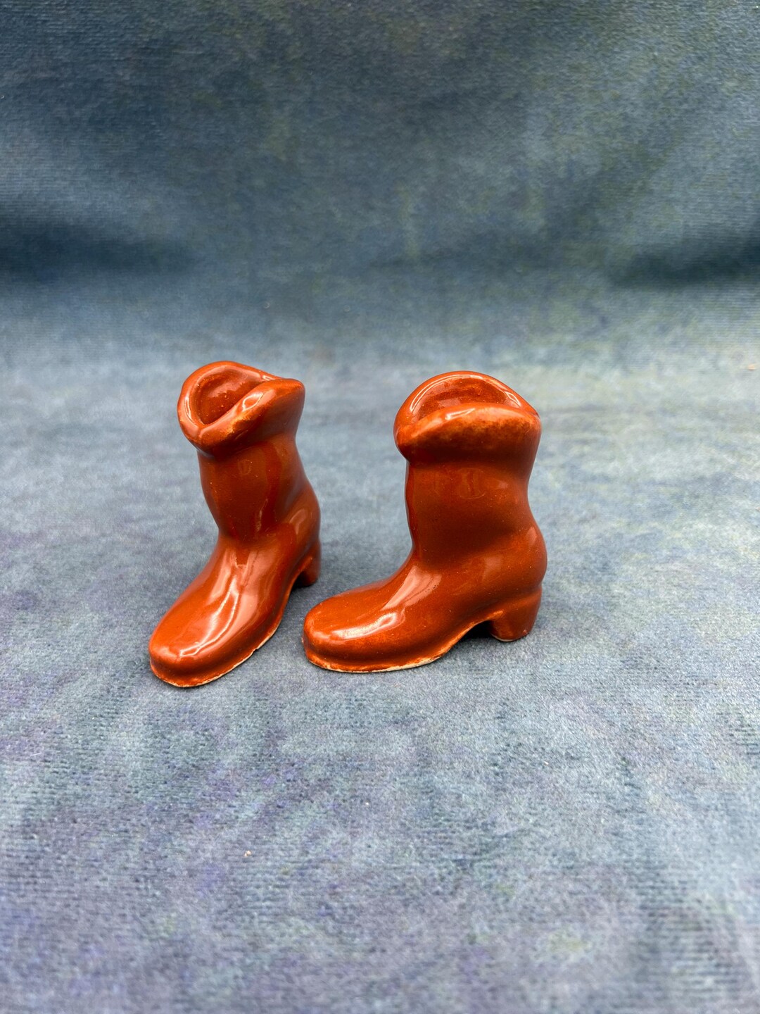 Vintage Boot Figurines Tiny Boots Measure 2.5 by 2.25 Inches Brown ...