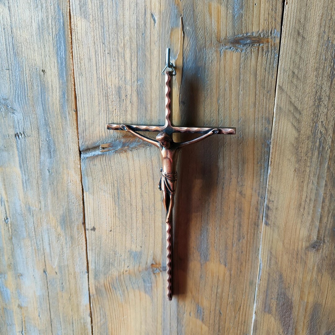 Vintage Copper Crucifix Wall Hanging - Religious Home Decor (25 Cm) - Etsy