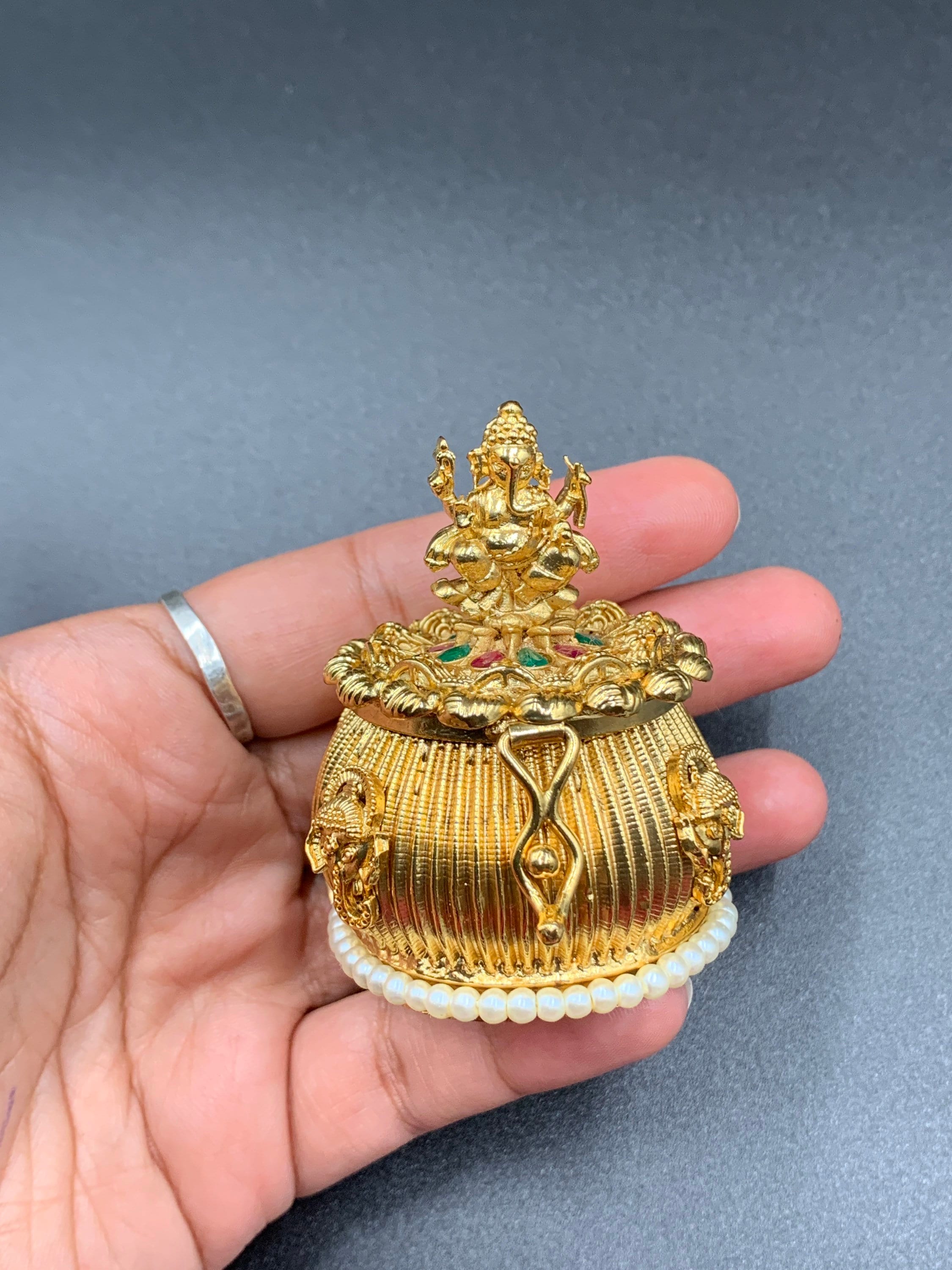 Kumkum Box/ Traditional Wedding, Gift Box/puja Accessories/ Kumkum ...