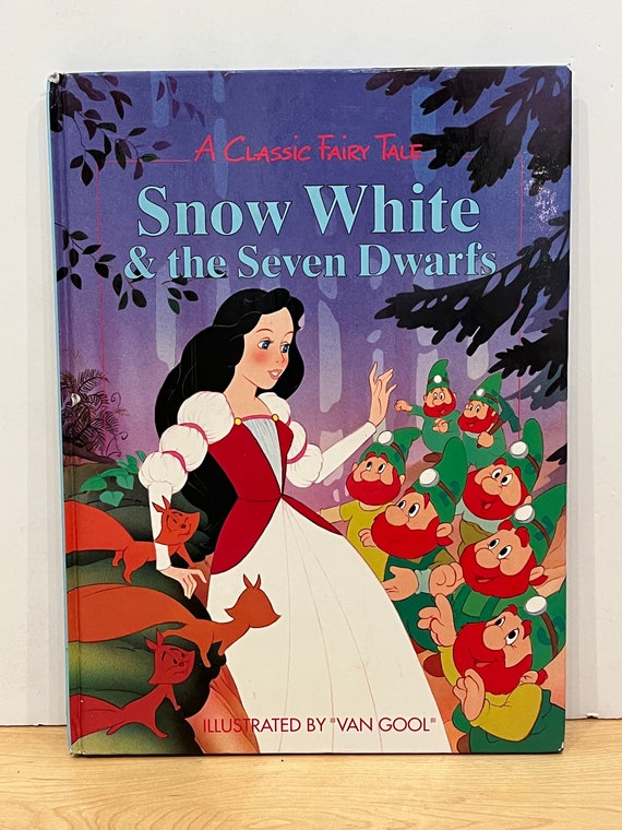 Snow White And The Seven Dwarfs Book Cover