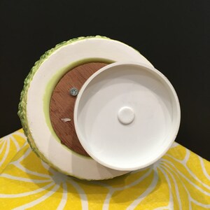 Ceramic Bunny on a Field of Clover Music Box, Vintage - Etsy