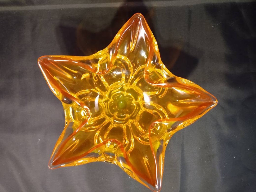Chalet Yellow Star Art Glass Ashtray Bowl Unmarked - Etsy
