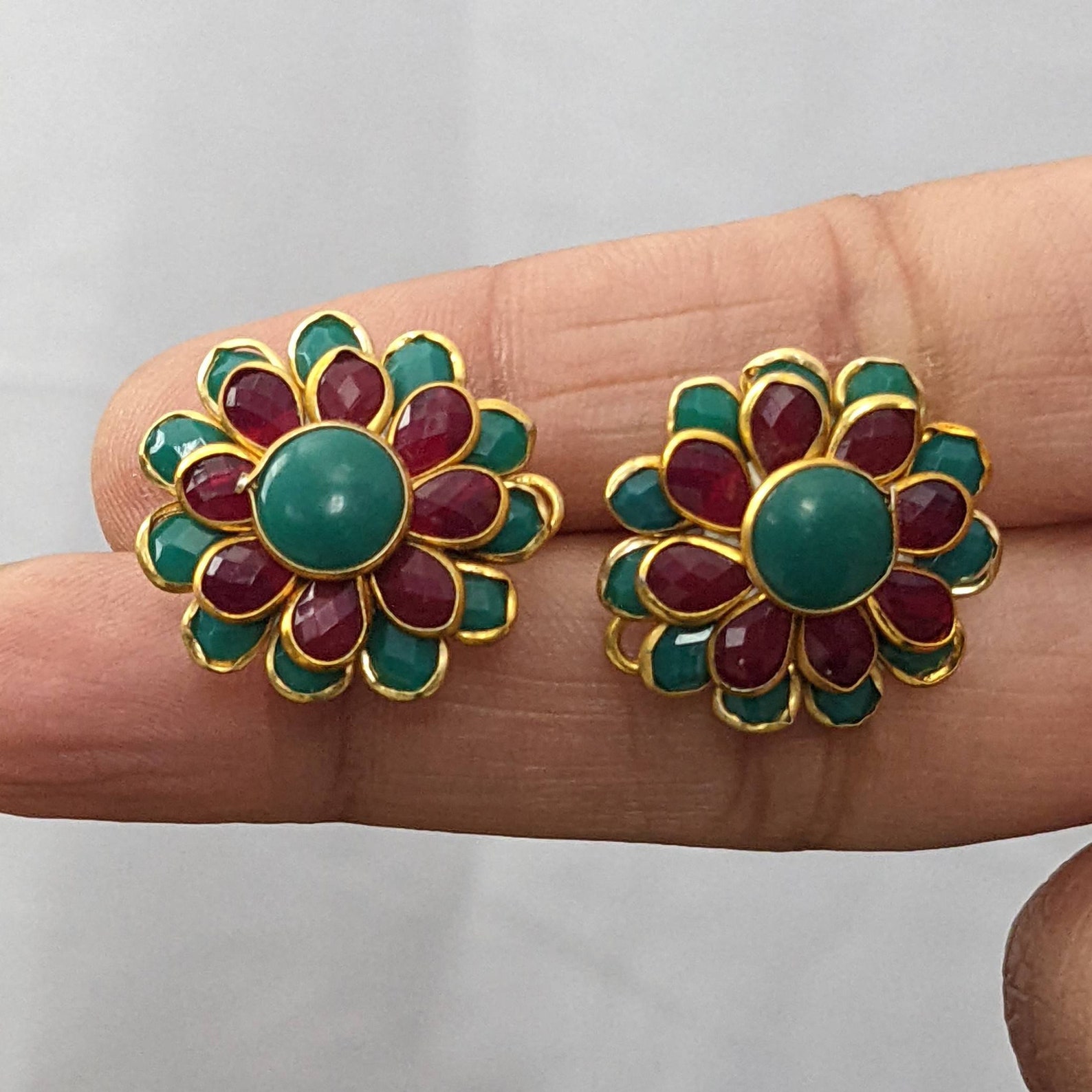 Gorgeous Red and Dark Green Pachi Pendant Earrings Set Indian - Etsy