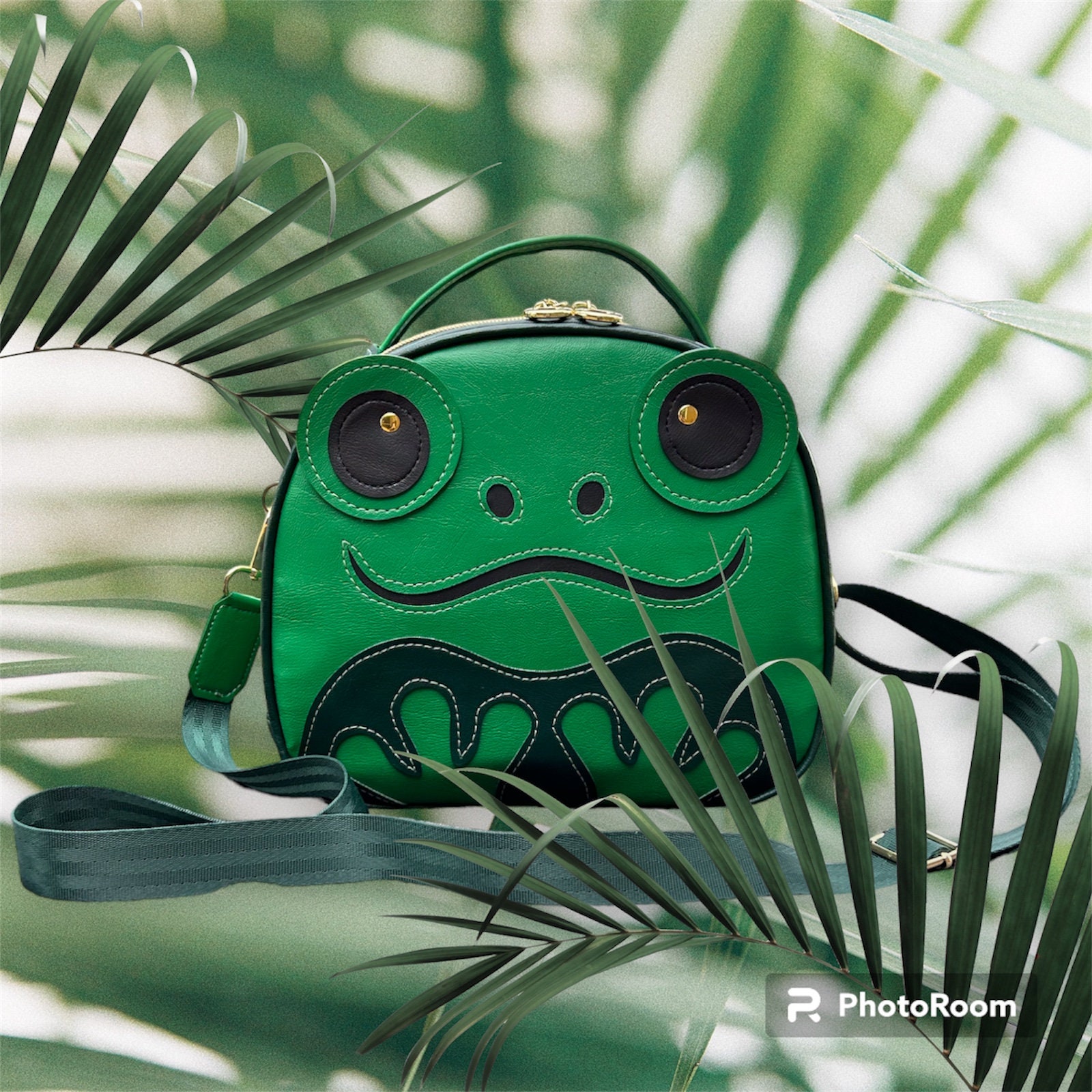 Hugo Crossbody Bag, Whimsical Frog Handbag, Bowler Shaped Handbag - Etsy