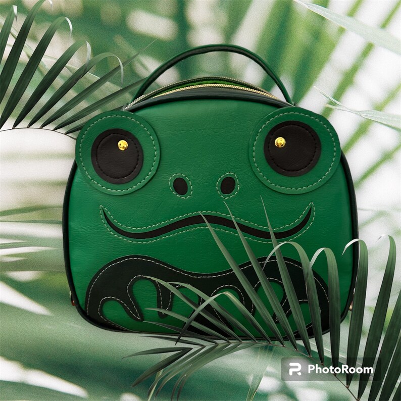 Hugo Crossbody Bag, Whimsical Frog Handbag, Bowler Shaped Handbag - Etsy