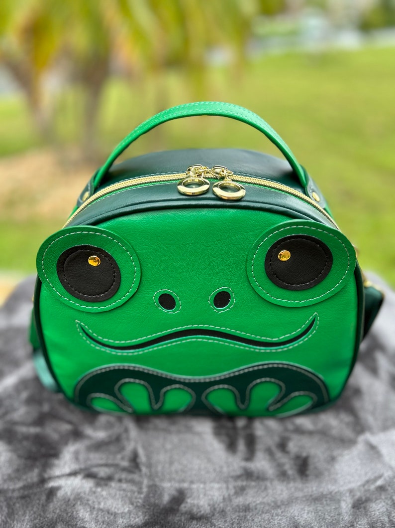 Hugo Crossbody Bag, Whimsical Frog Handbag, Bowler Shaped Handbag - Etsy
