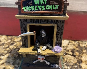 Lemax Spooky Town HAUNTED HOUSE of PROPS Lemax Product 85312 2018 ...