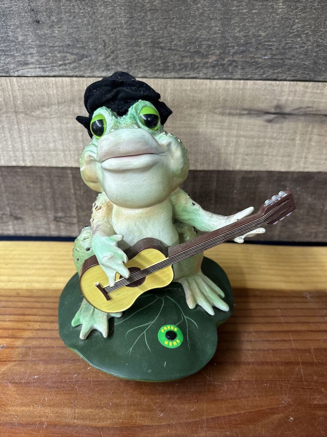 DAN-DEE the Gambler Musical Animated Frog know When to Hold Them - Etsy