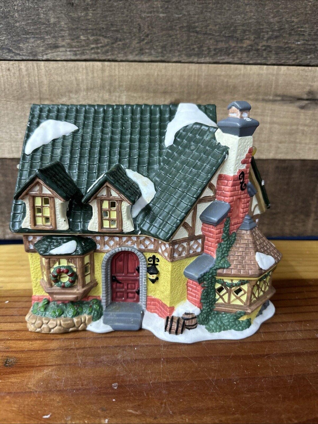 Holiday Time Village Collectible Country House Christmas House Original ...