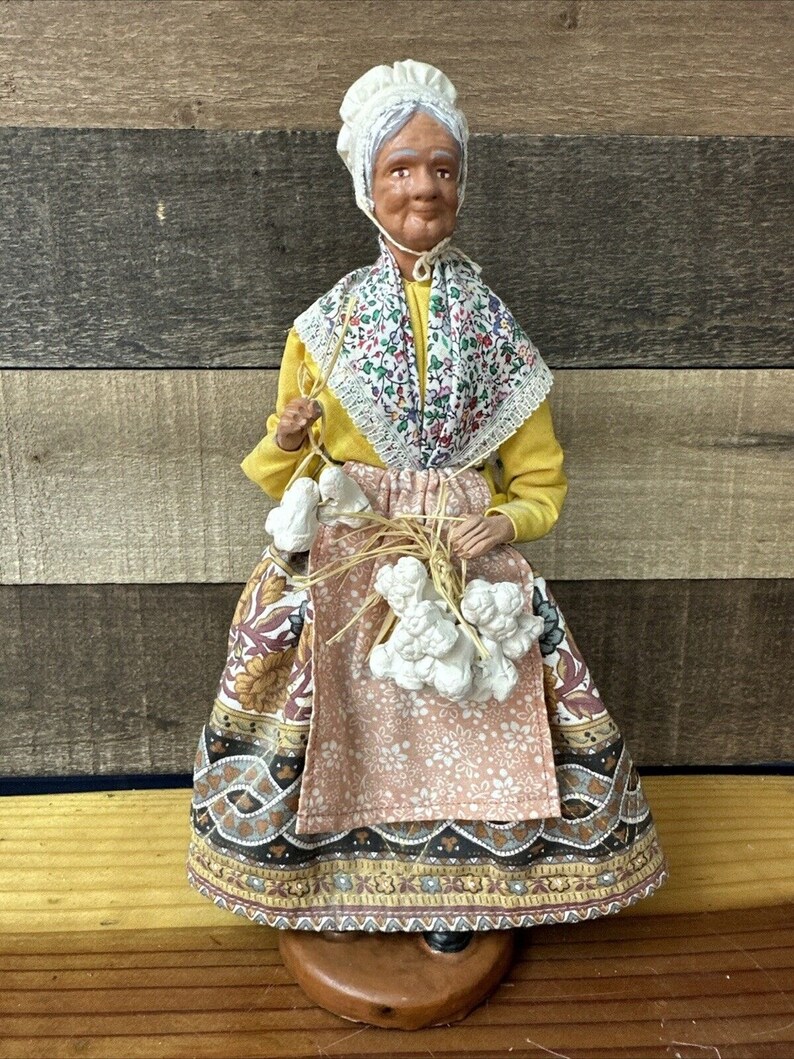 French Country Clay Garlic Lady 12” Signed - Etsy