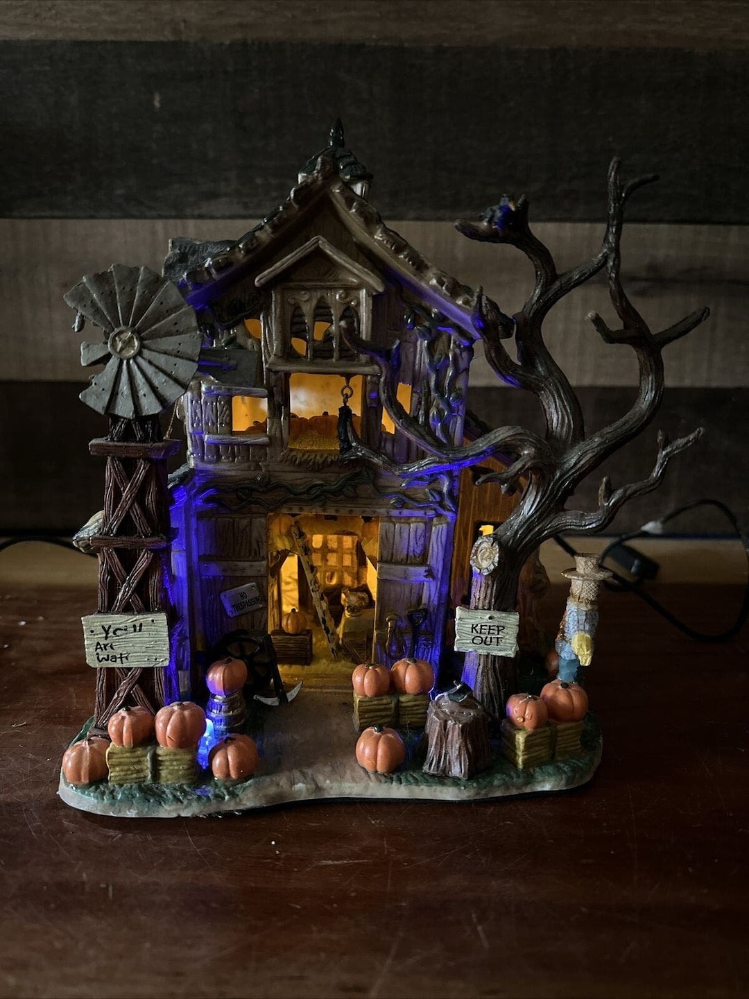 Lemax Creepy Barn Lighted Building Pumpkin Hollow Collection 2005 -in ...