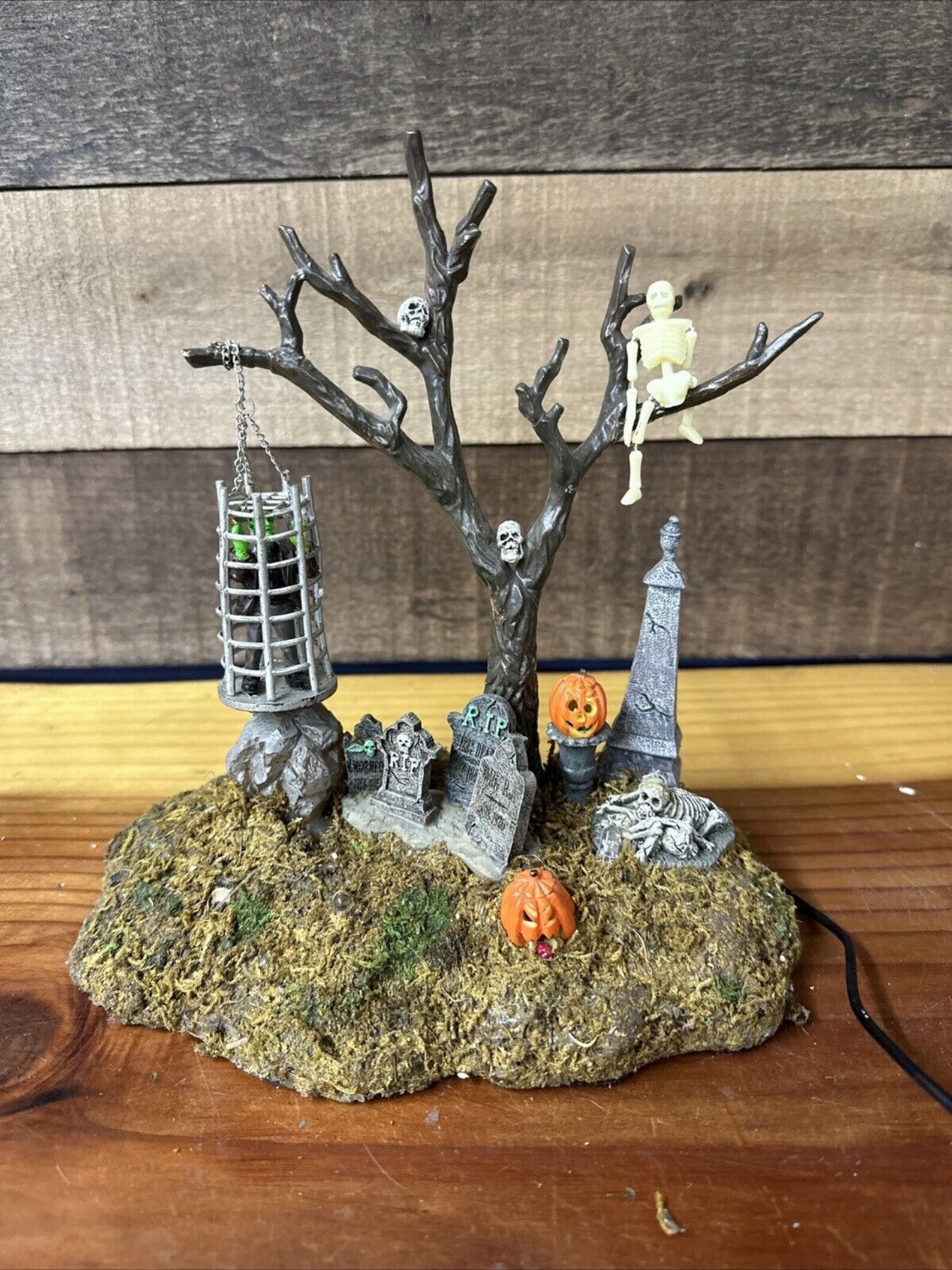 Spooky Town Lemax Caged Monster Battery Operated 2004 Retired - Etsy