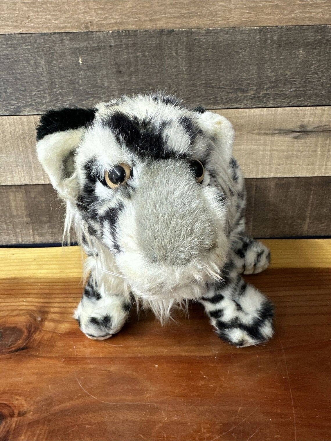 Vintage Snow Leopard Applause Plush Realistic Wildcat WWF Stuffed ...