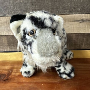 Vintage Snow Leopard Applause Plush Realistic Wildcat WWF Stuffed ...