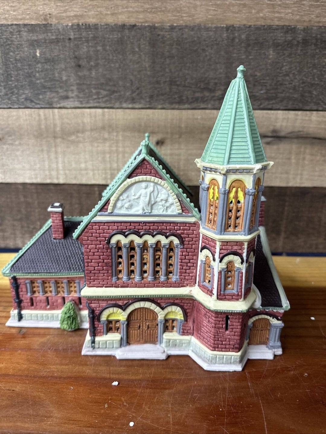 Lemax Dickensvale Porcelain Lighted Church House - Vintage - Gray/red ...