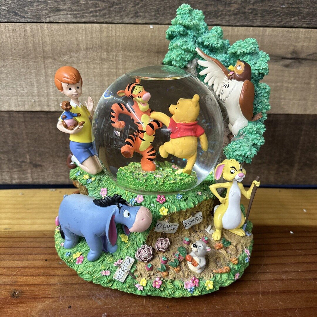 Winnie the Pooh Tigger Moving Snow Globe Rabbit Garden Eeyore ...