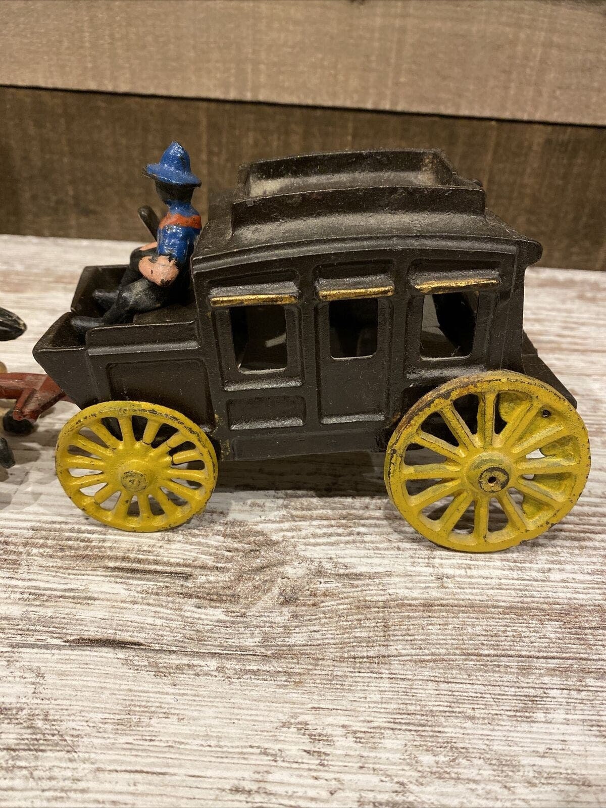 Vintage Cast Iron Horse Drawn Stage Coach Horse & Buggy With Driver 12 ...