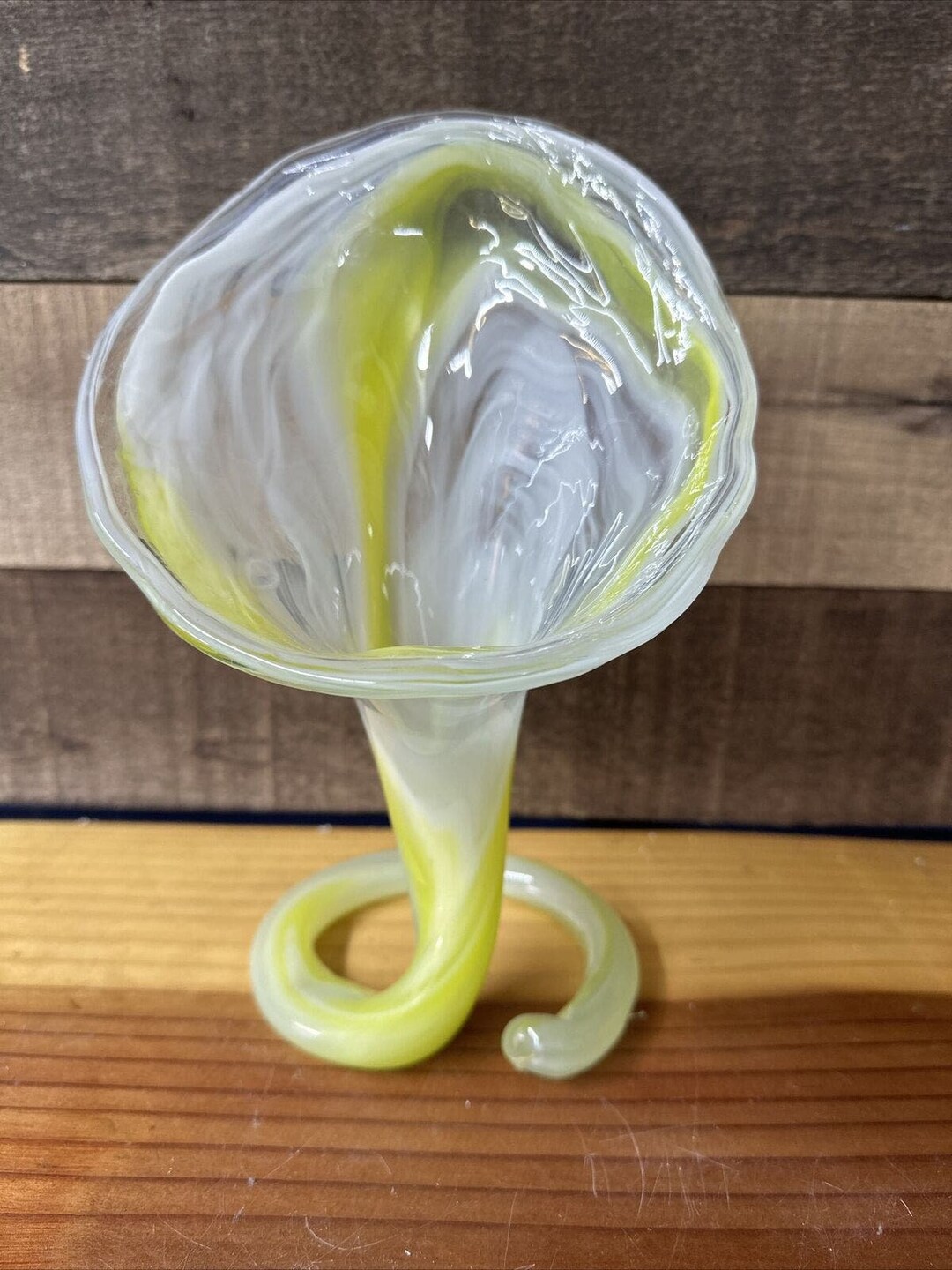 Vintage Sooner Art Glass Trumpet Vase Coil Base Yellow White Swirl 10 ...