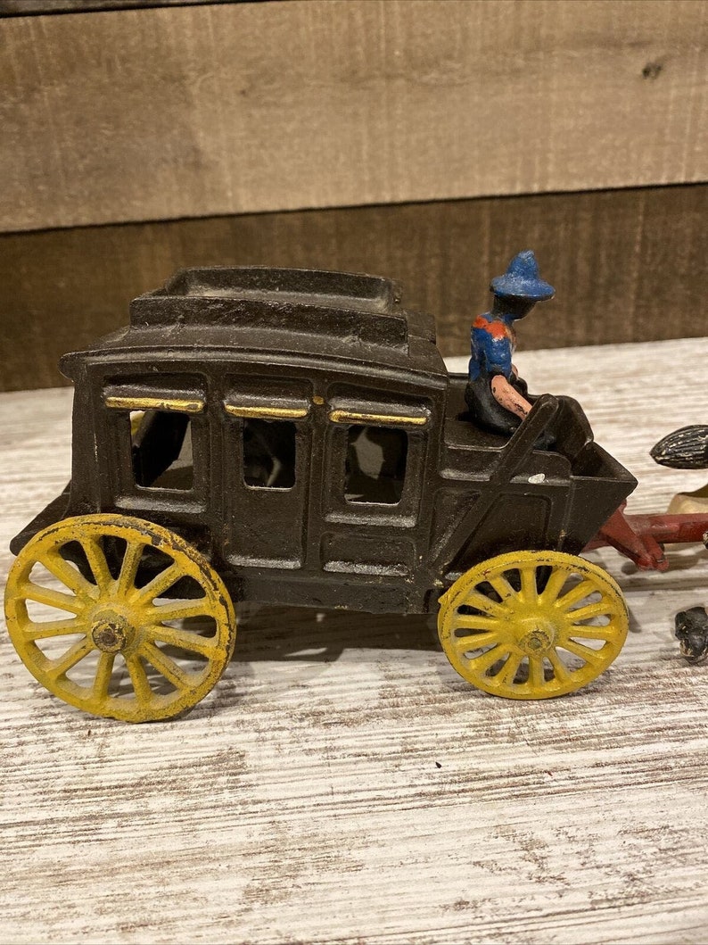 Vintage Cast Iron Horse Drawn Stage Coach Horse & Buggy With Driver 12 ...