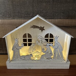 Rustic Wood Lighted Manger Nativity Scene Crèche - Etsy
