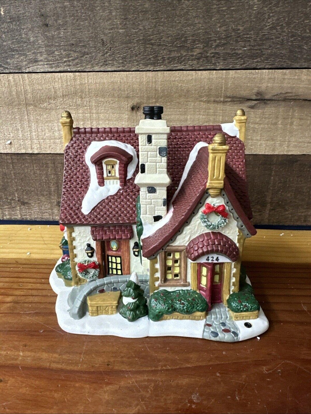 St. Nicholas Village Honeybee Florist in Box - Etsy
