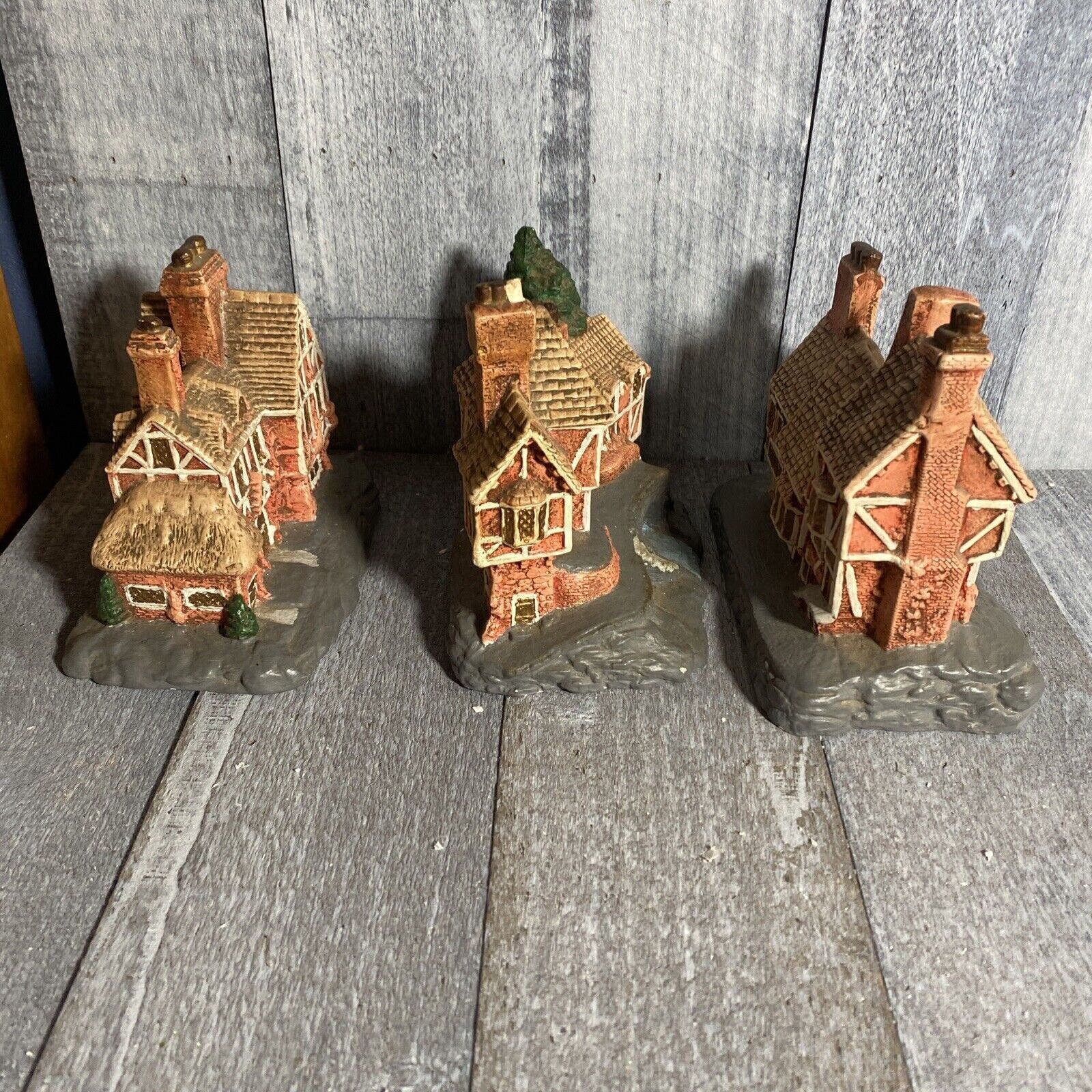 Vintage Lot of 3 Christmas Ceramic Village Mini Cottages Hand Painted ...