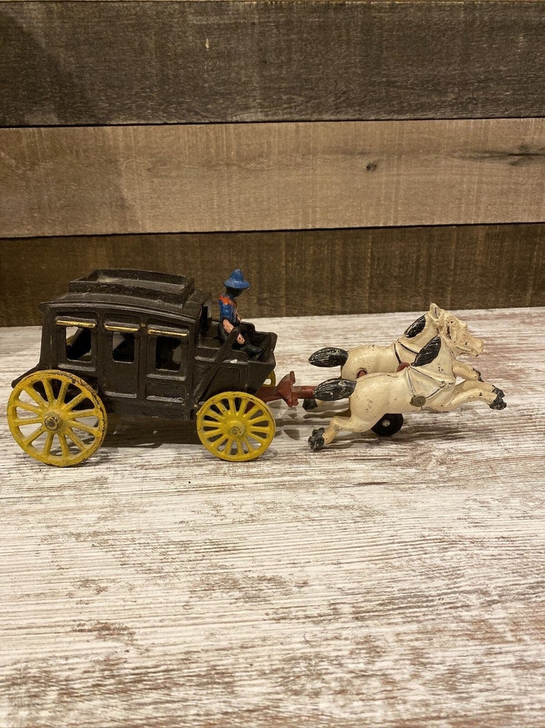 Vintage Cast Iron Horse Drawn Stage Coach Horse & Buggy With Driver 12 ...