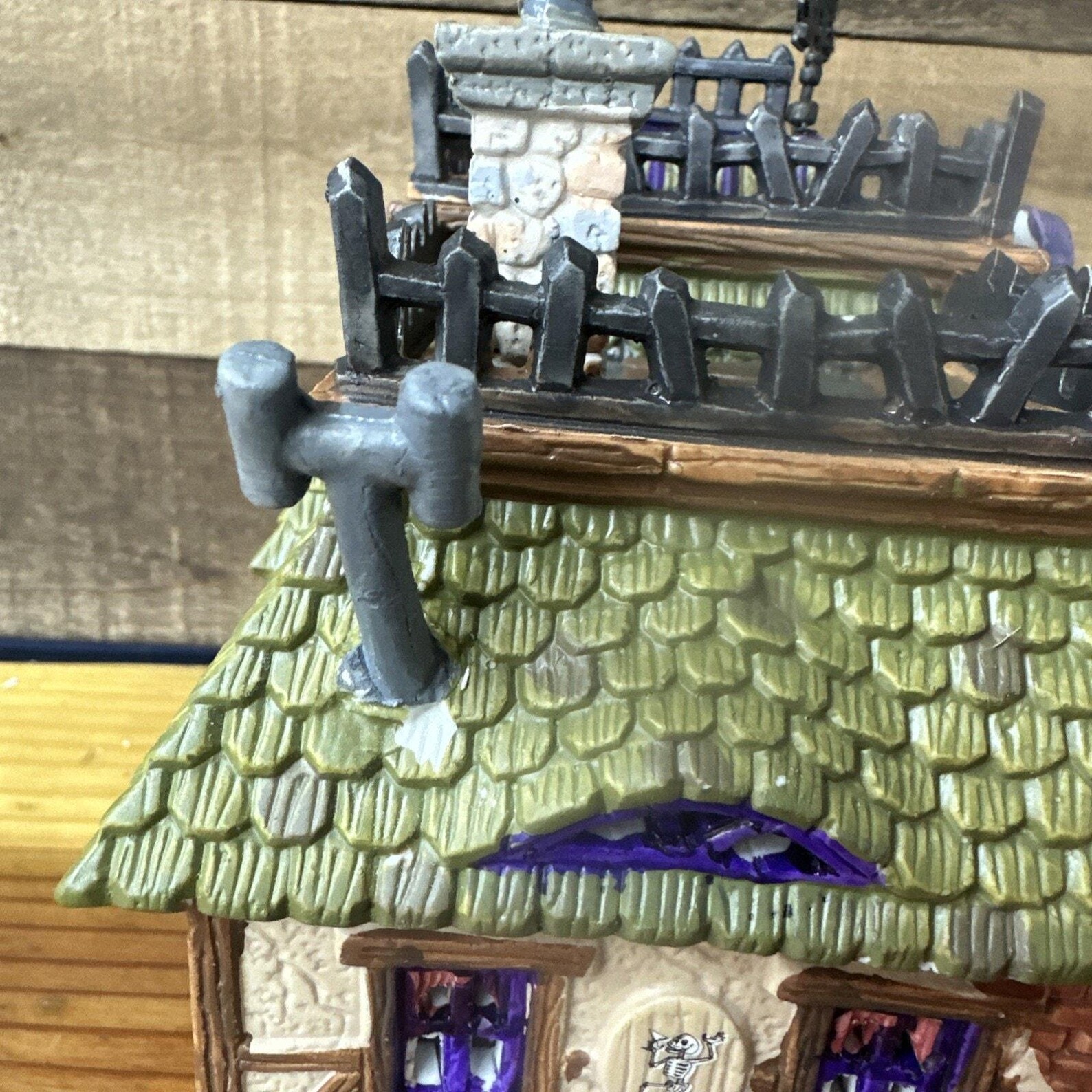 LEMAX Spooky Town Dingy Dungeon Pub - 05014 Retired Rare in Box -read ...