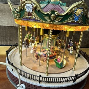 Lemax Sunshine Carousel Merry Go Round No Movement-in Box - Etsy