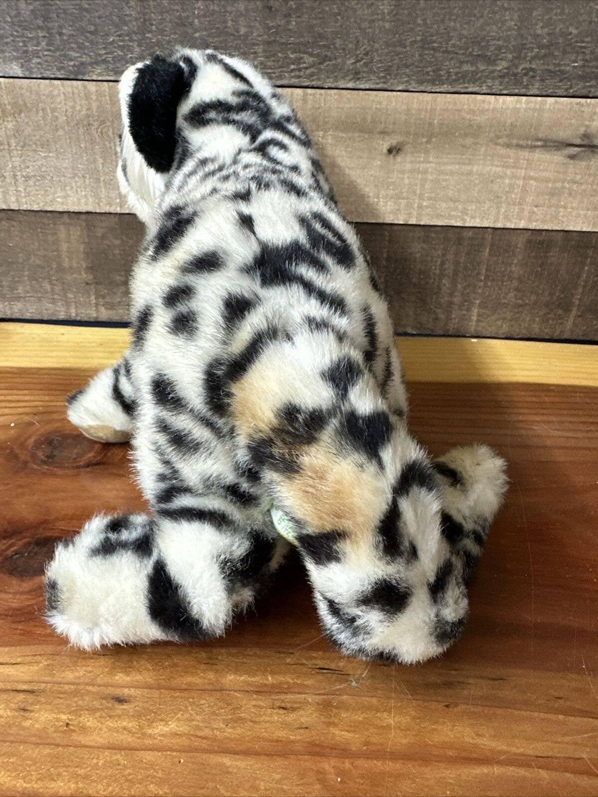 Vintage Snow Leopard Applause Plush Realistic Wildcat WWF Stuffed ...