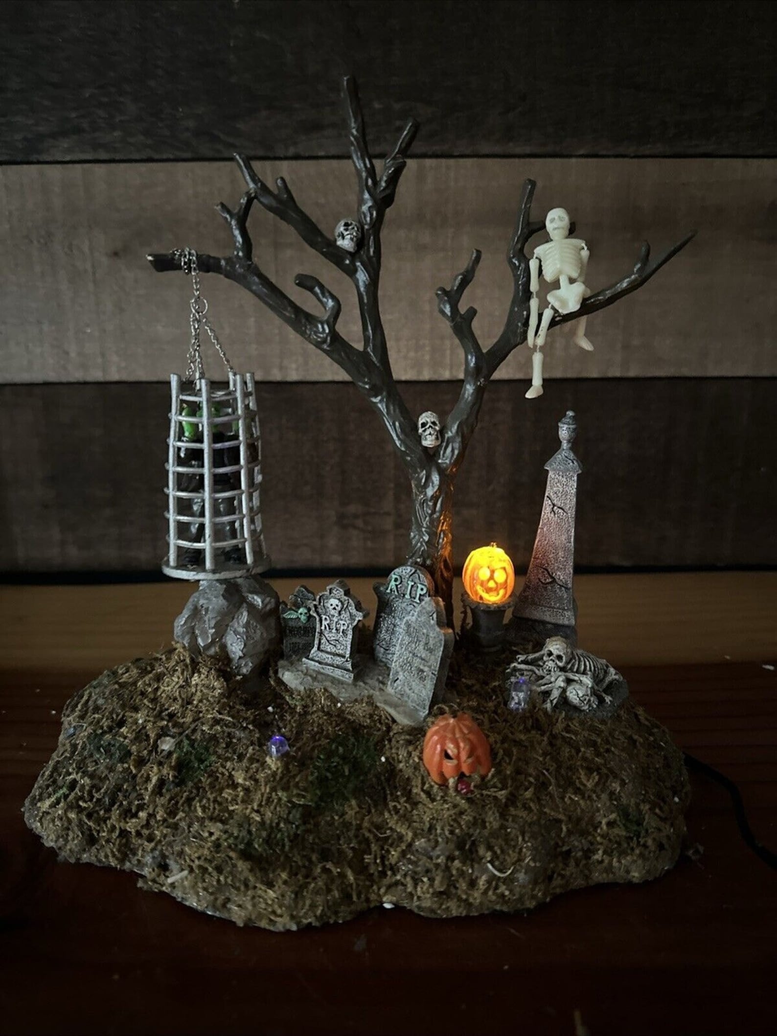Spooky Town Lemax Caged Monster Battery Operated 2004 Retired - Etsy