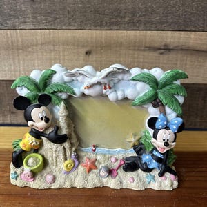 Mickey and Minnie Mouse Beach Scene 3d Photo Frame - Etsy