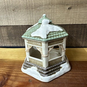 Vintage 1990 Geo Z Lefton Colonial Village Town Center Gazebo - Etsy