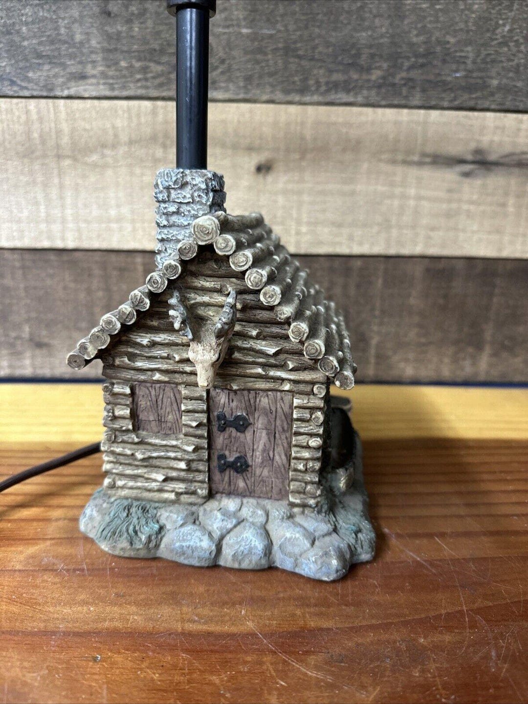 Log Cabin Lake House Deer Shack Hunting Fishing Resin Table Lamp 11 ...
