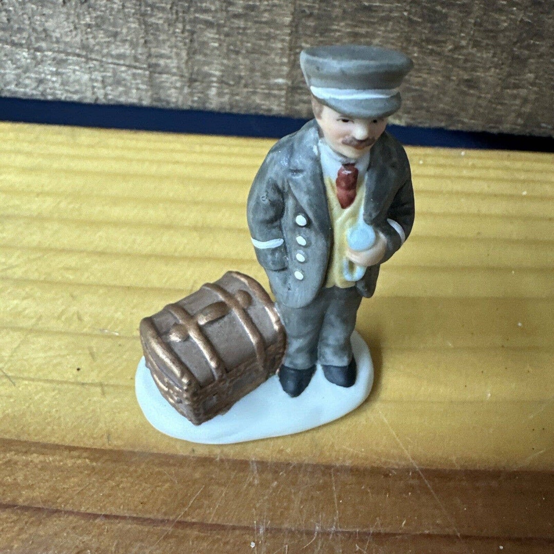 Lefton Colonial Village Christmas Figurine Train Conductor Vintage 1988 ...