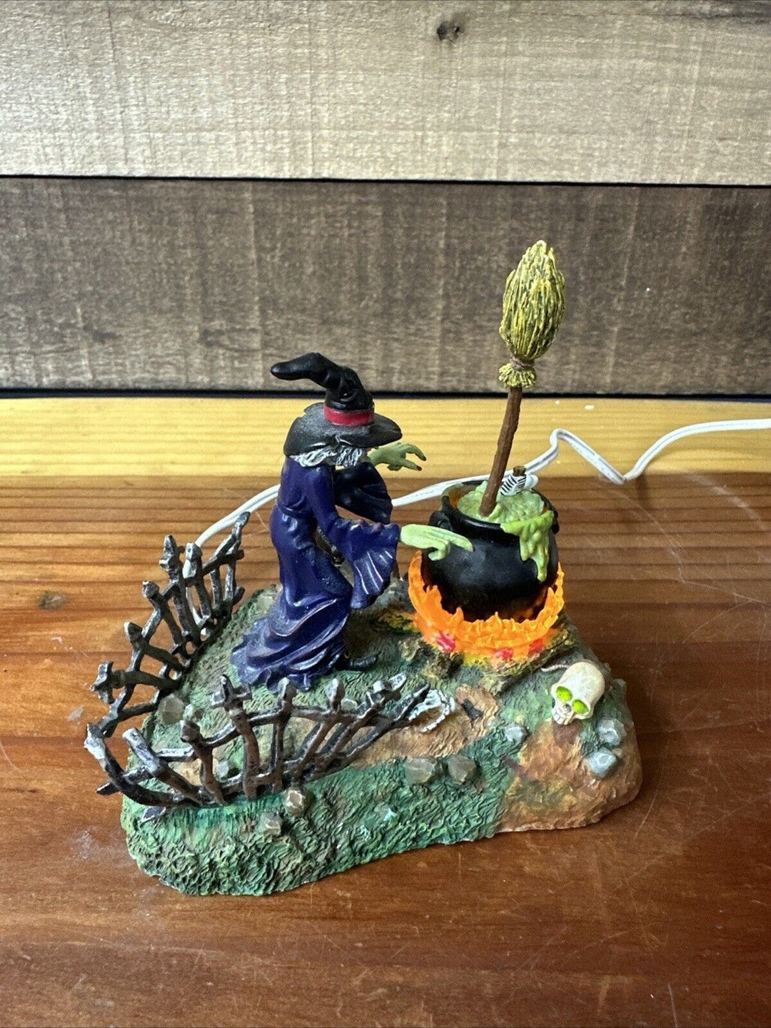 Dept 56 Village Accessories Animated Hocus Pocus Witch Only Lights Up ...