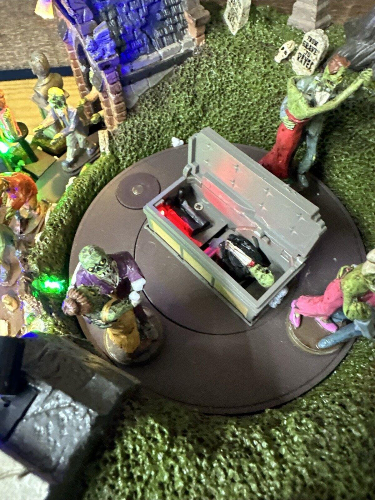 Lemax Spooky Town Graveyard Party Village Sights & Sounds -please Read ...