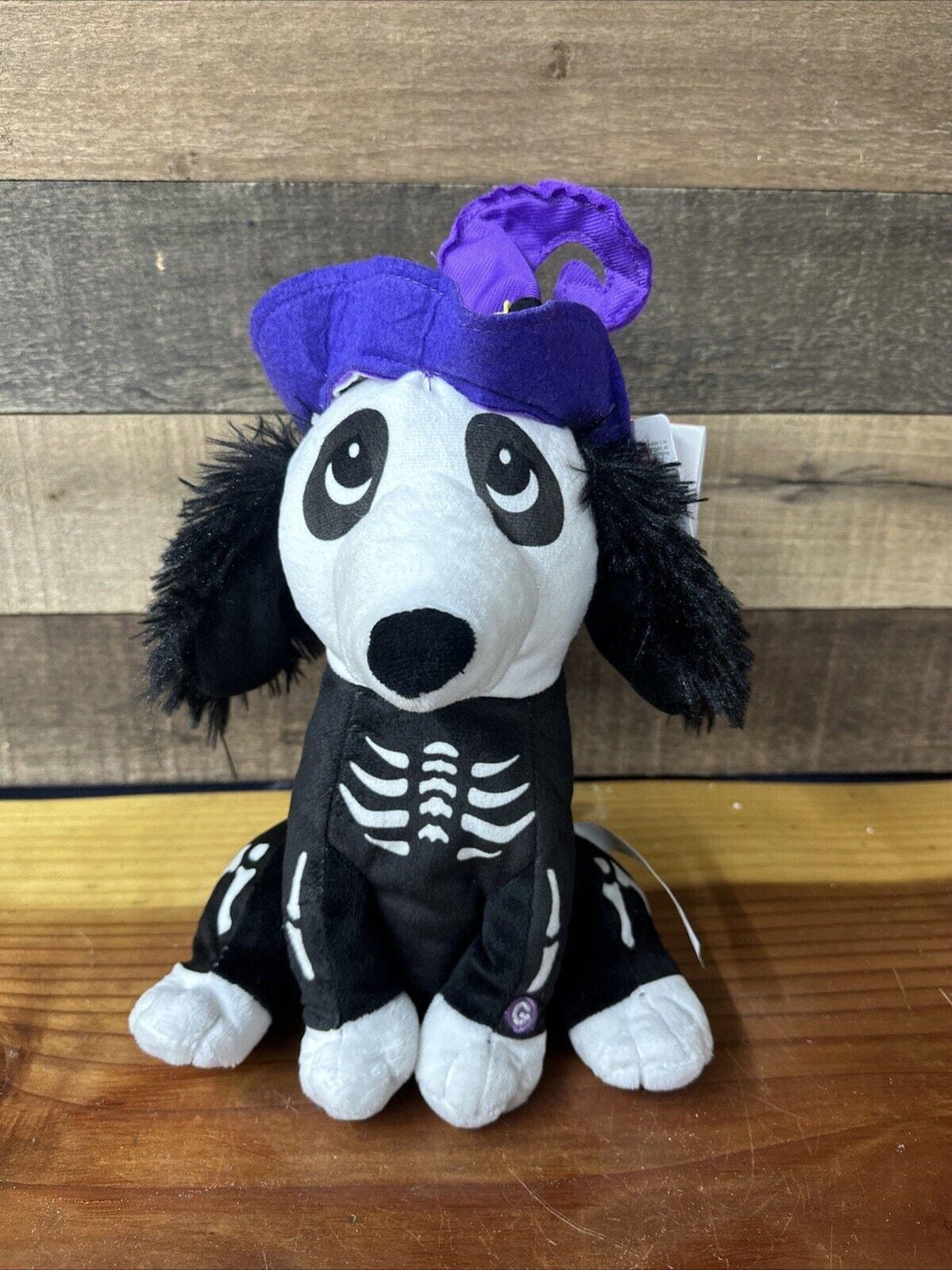GEMMY Halloween Animated Skeleton Dog Black White Dances to Cute Song ...
