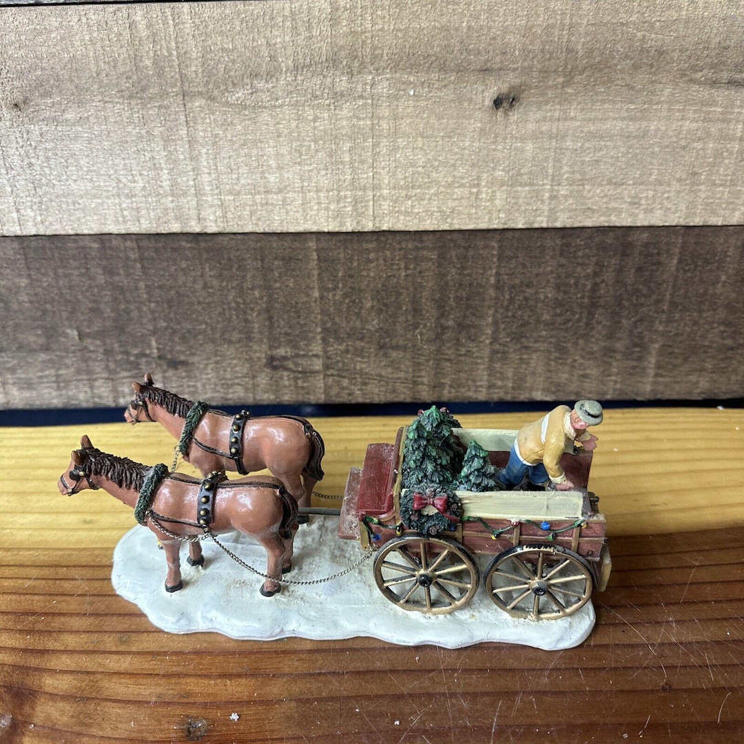 Lemax Christmas Tree Wagon Village Collection Horse Carriage -one Piece ...