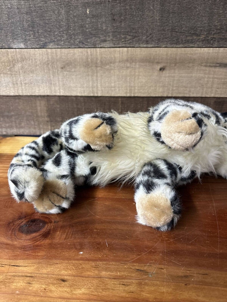 Vintage Snow Leopard Applause Plush Realistic Wildcat WWF Stuffed ...
