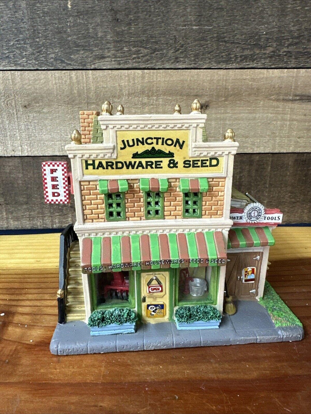 Lemax Harvest Crossing Junction Hardware & Seed Lighted Building #15266 ...