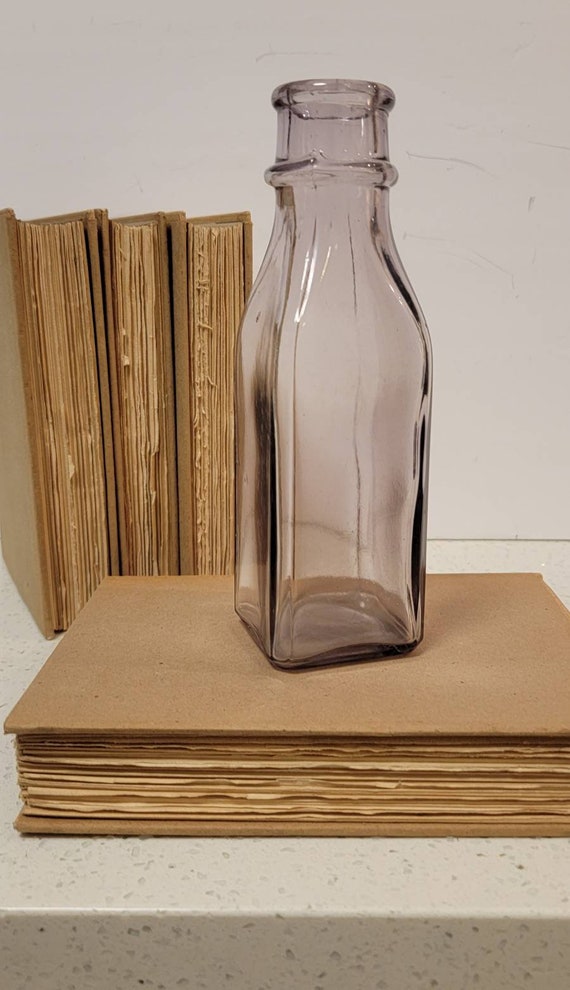 Collectibles Art & Collectibles Collectible Glass Vintage Purple Milk ...