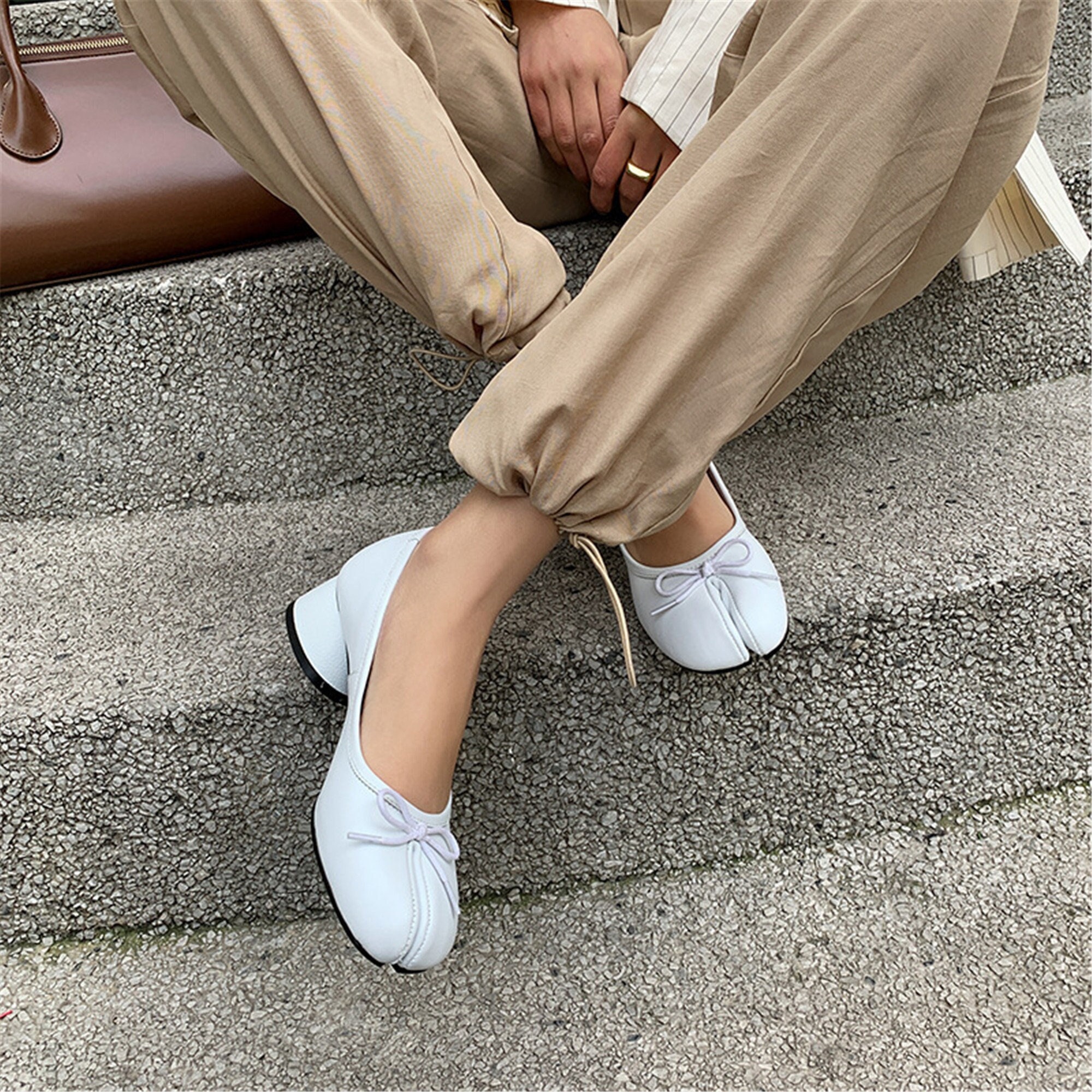 wechselnd Sommer Schelten tabbies schuhe Bürste Lappen Überfall