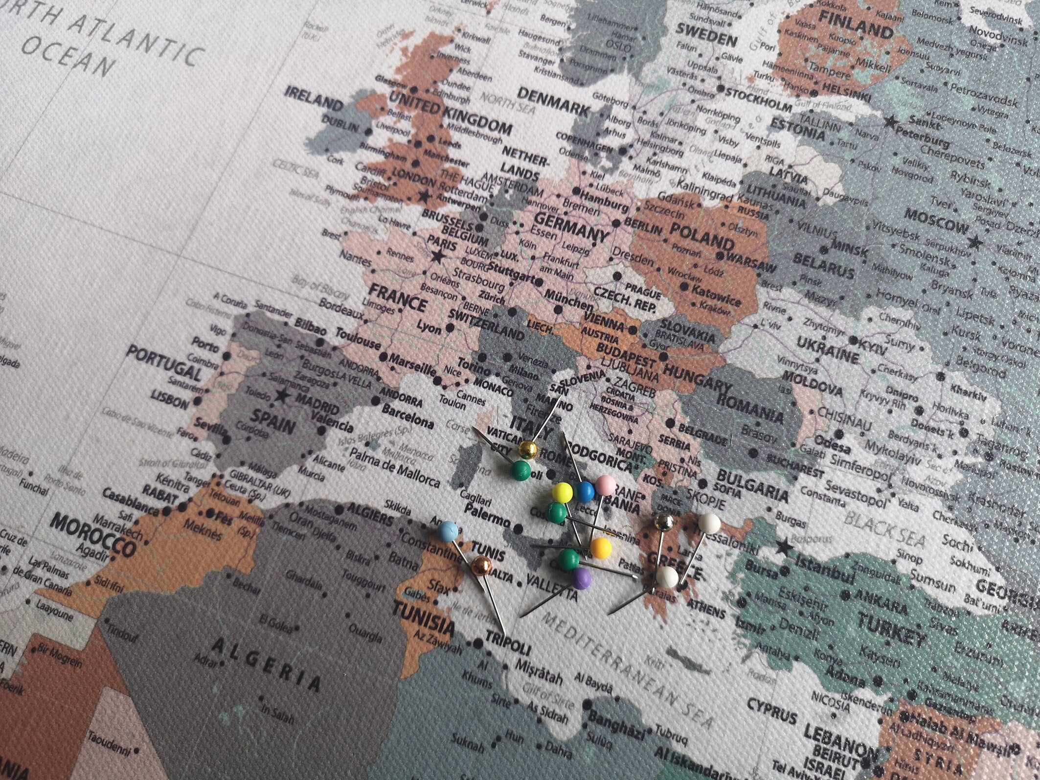 Large Detailed Map to Mark Travels Printable Home Decor Living Room ...