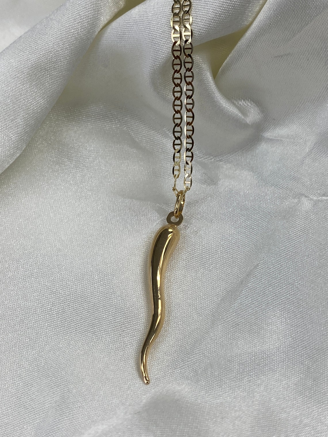 14K Oro Amarillo Cornicello Cuerno Italiano Charm Collar - Etsy España