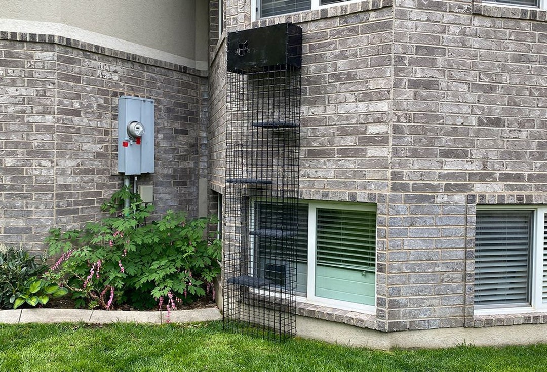 Catio Tower (with Hideout) 8" X 22" X 96" Indoor & Outdoor Cat ...