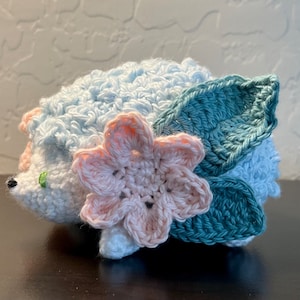 Shaymin the Flower Hedgehog Crochet Pattern | Shaymin Amigurumi ...